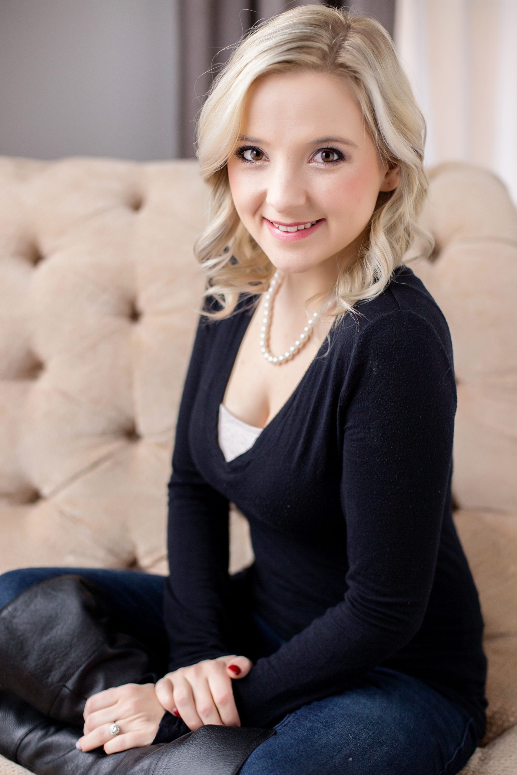 What to Wear for a Fall photo shoot - Portland Beauty Photography